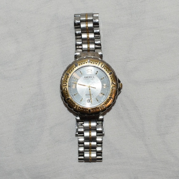 Perry Ellis | Accessories | Vintage Tt Ss Perry Ellis America Watch W ...